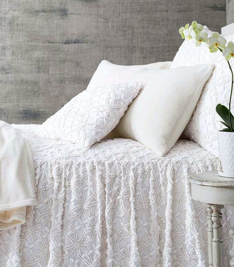 How to Layer a Bed – ChiefHomeDesign